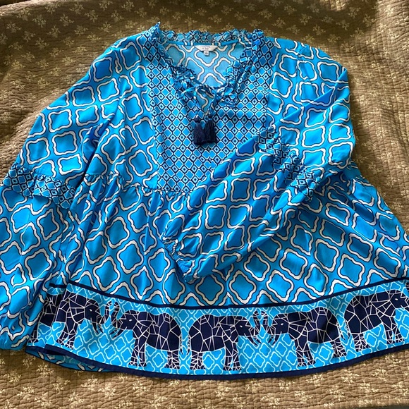 crown & ivy | Tops | Crown Ivy Large Nwot | Poshmark
